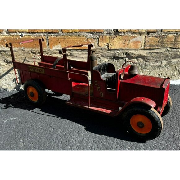 Structo | Toys | Antique 93s Structo Fire Engine Pumper Truck Pressed ...